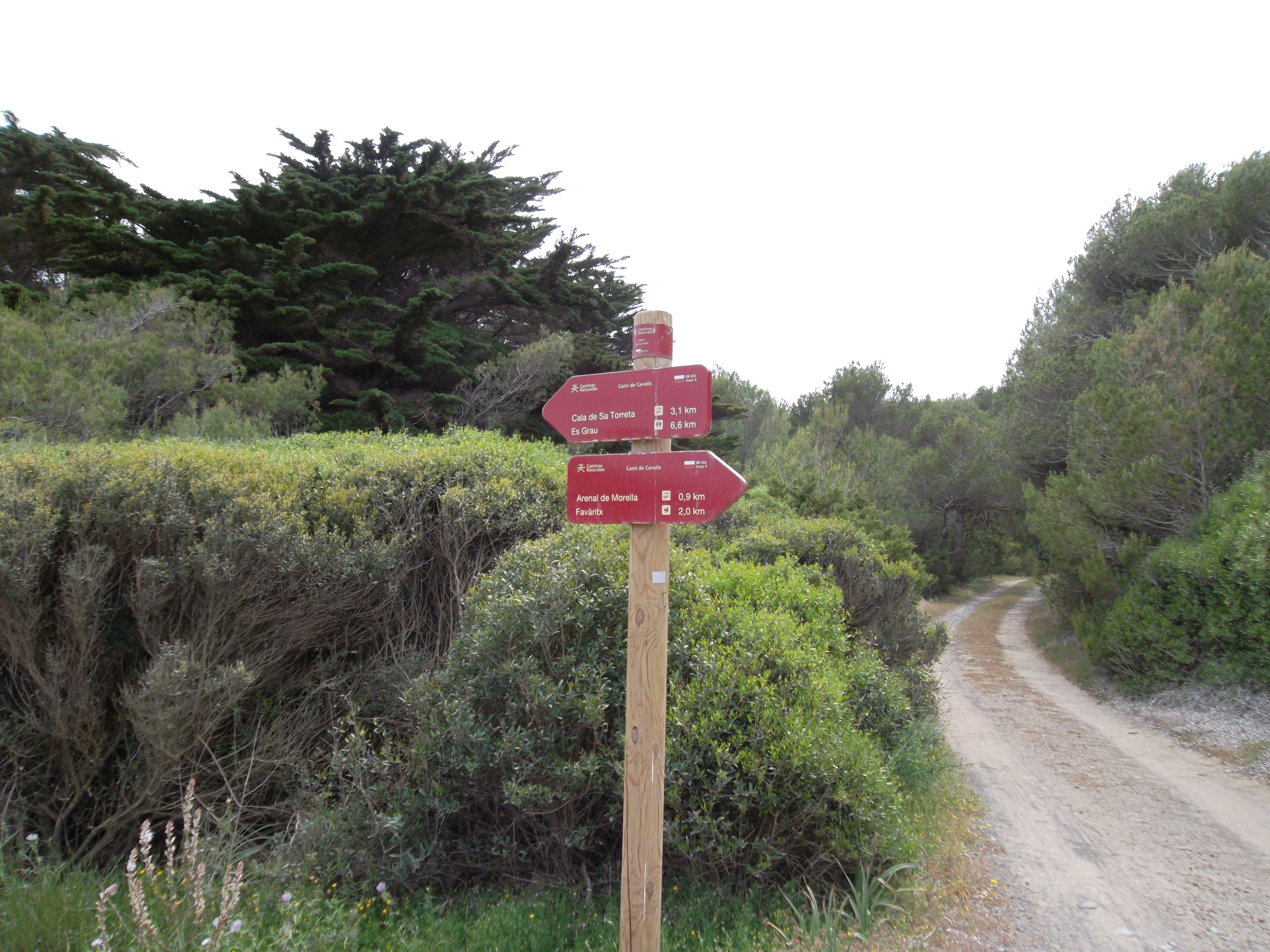 Walking Treking Menorca-Guides,maps DIY tours and Holidays 2026