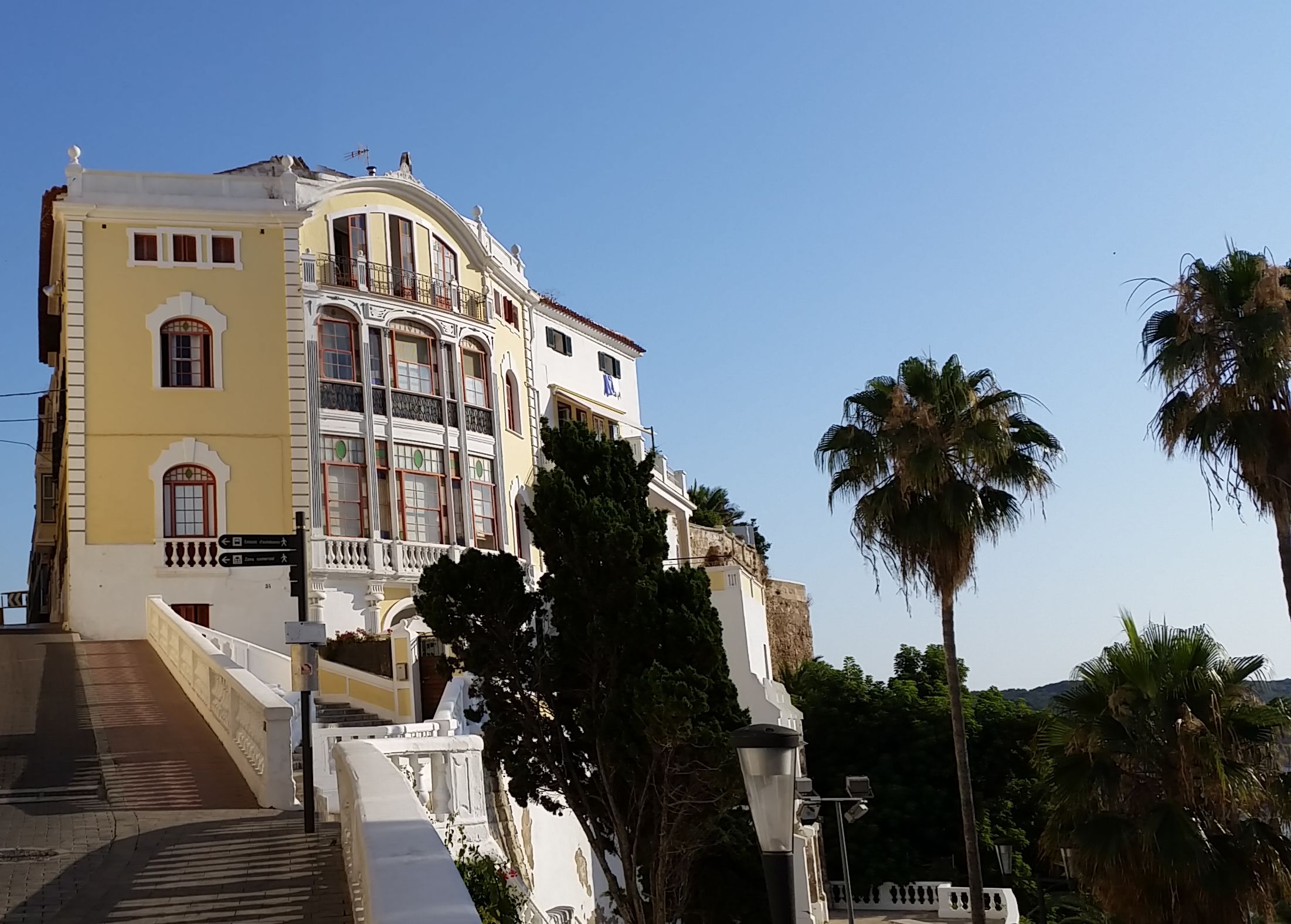 Mahon - Architectures